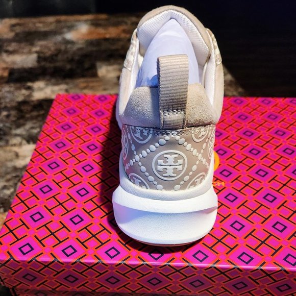 Tory Burch | Shoes | Tory Burch Womens Light Beige Good Luck Leather ...